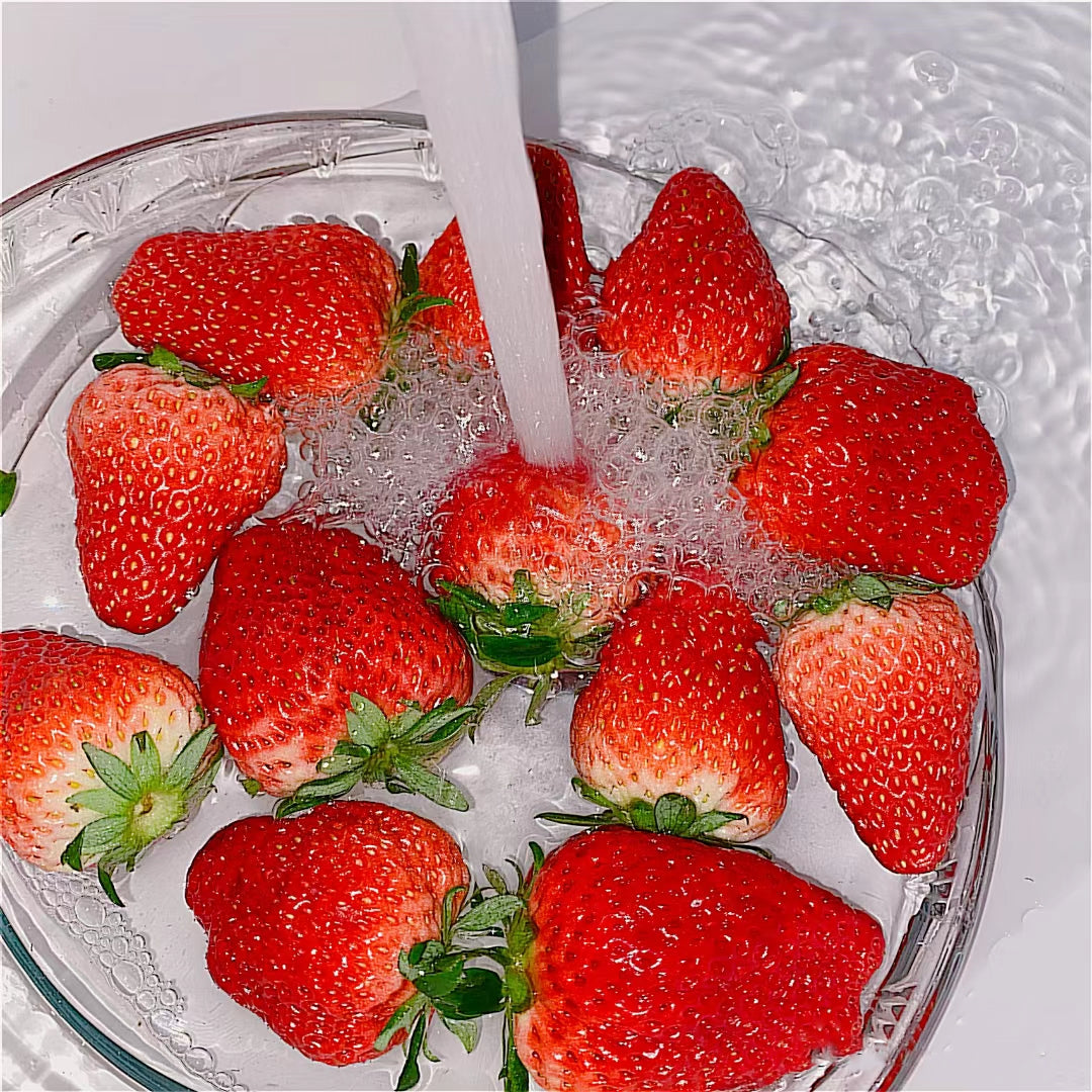 Cream Strawberry Seeds – gooob